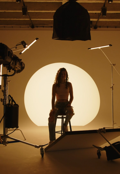 The ultimate guide to perfect interview shooting - Artlist Blog